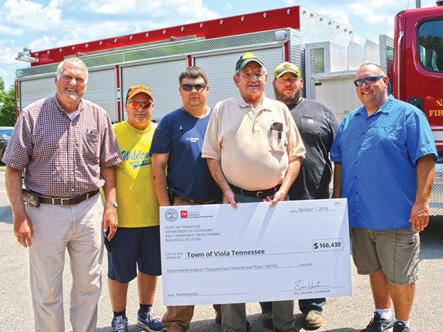 Viola Fire Department gets new tools - Southern Standard