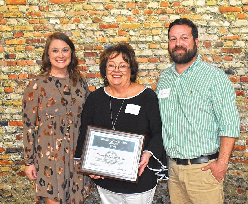 Chamber honors community pillars - Southern Standard
