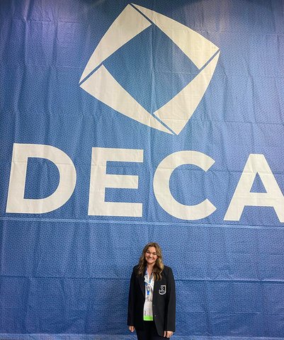 Smith competes at DECA conference in Georgia - Southern Standard