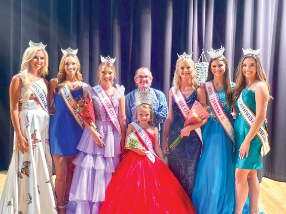 Tree City pageants held - Southern Standard
