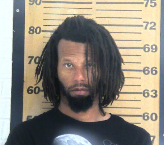 Manhunt triggers school lockdown - Southern Standard